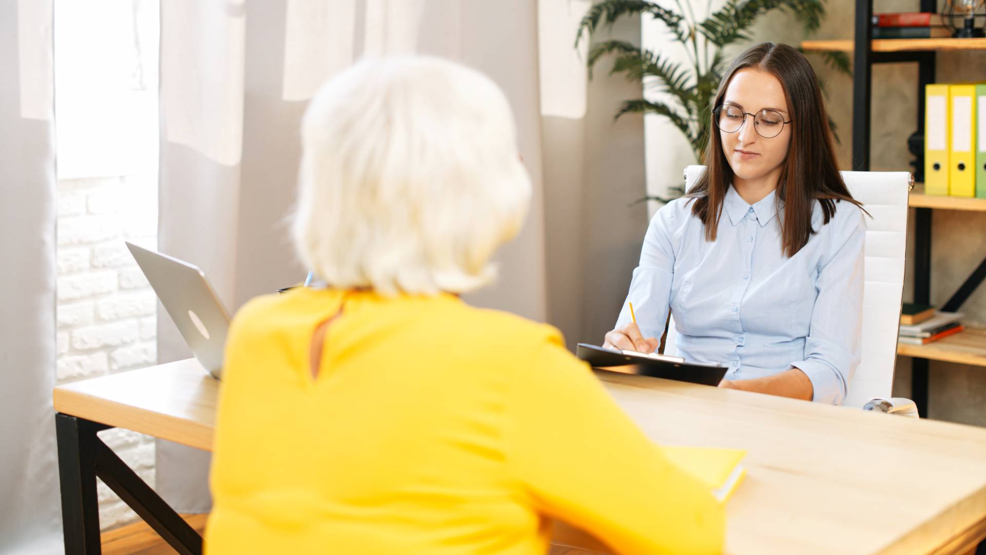 People Are Sharing What It’s Like To Job-Hunt Over 50 — And It’s ...